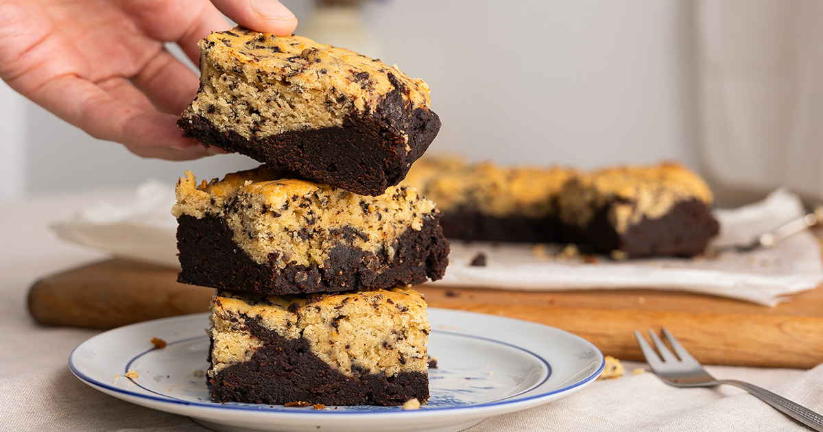 Brookies, σοκολατένια brownies με μπισκότο